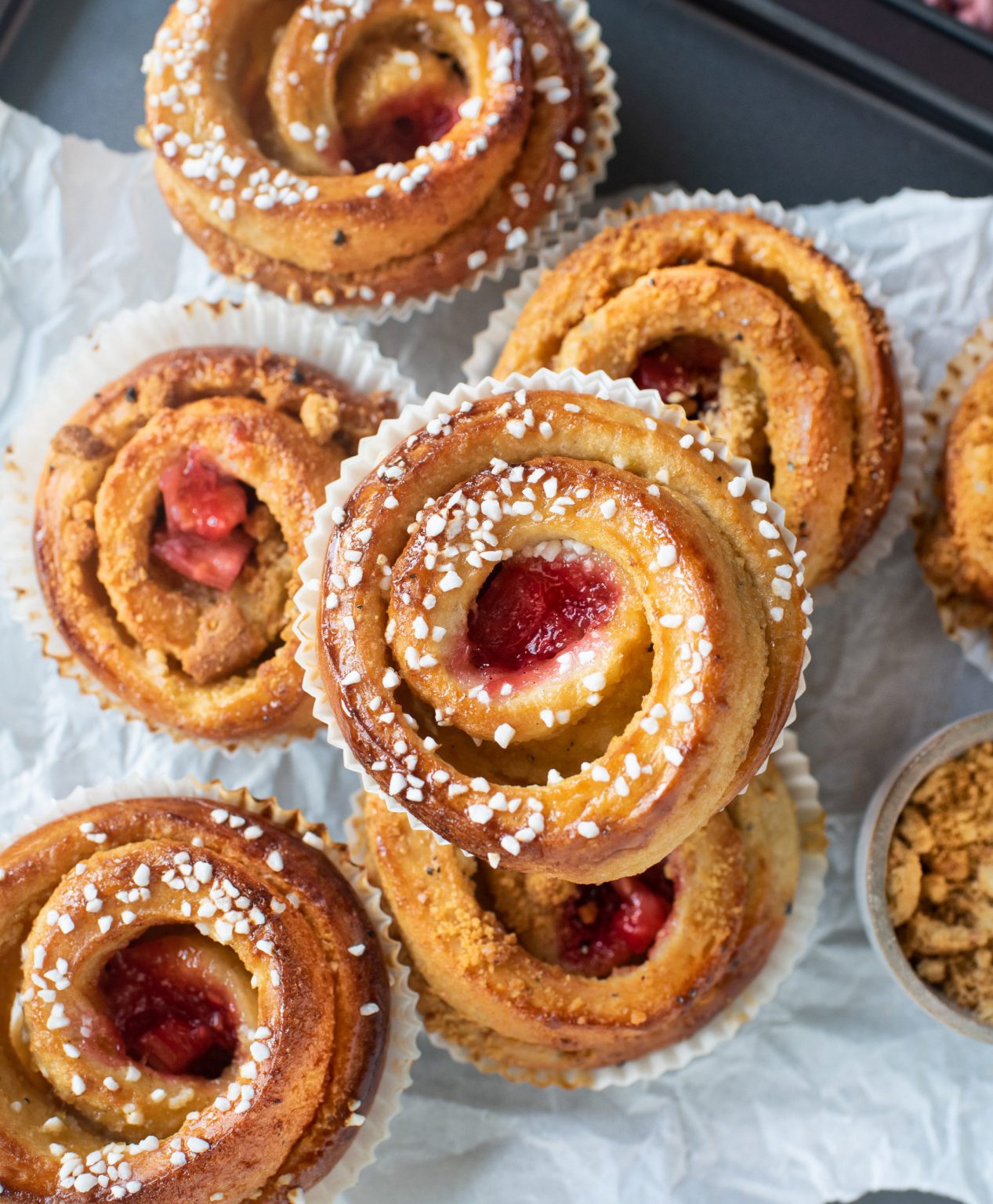 Vaniljbullar med vaniljkräm - Salt som Socker
