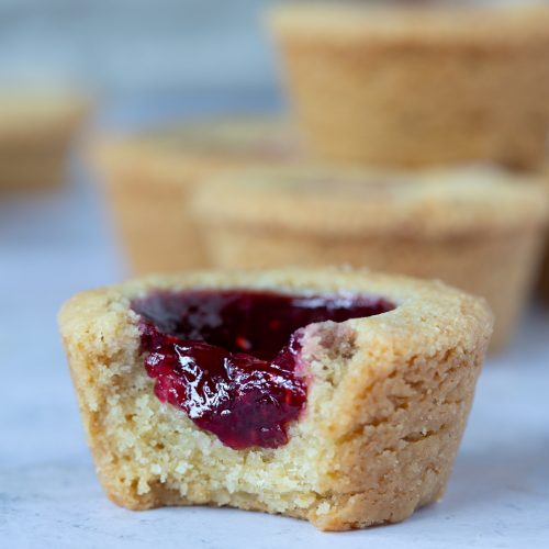 Lyxiga Hallongrottor - Salt som Socker