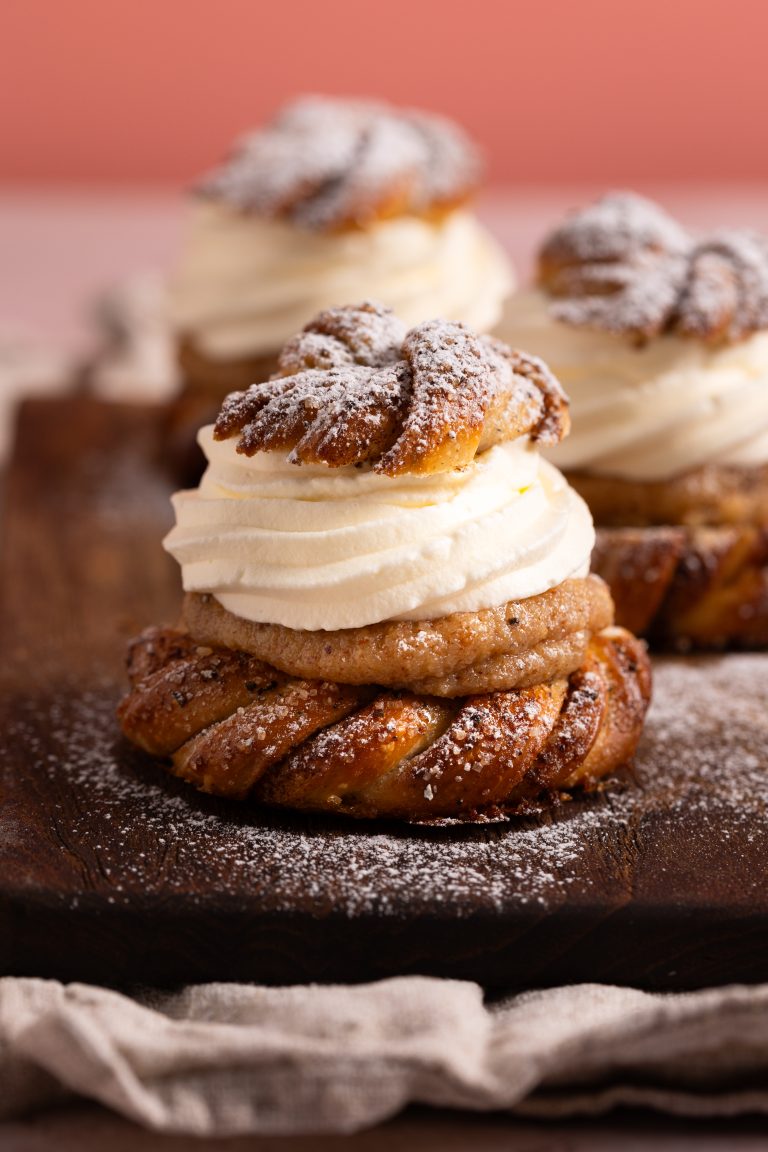 Snurrade kanelbullar med mandelmassa - Salt som Socker